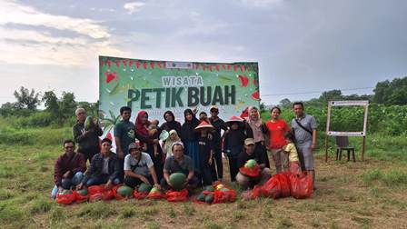 Agroforestri ITERA Gelar Wisata Petik Buah – krakatau